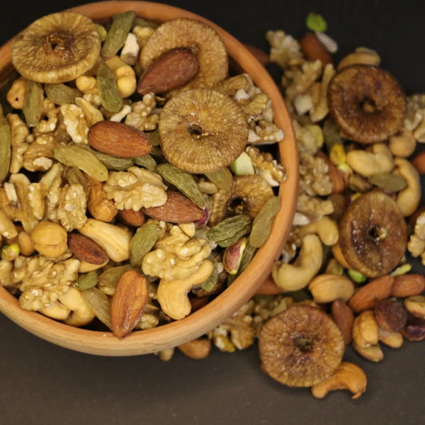 Mixed Roasted Dry Fruits (VIP) – Gilgit Baltistan Dry Fruits Merchant
